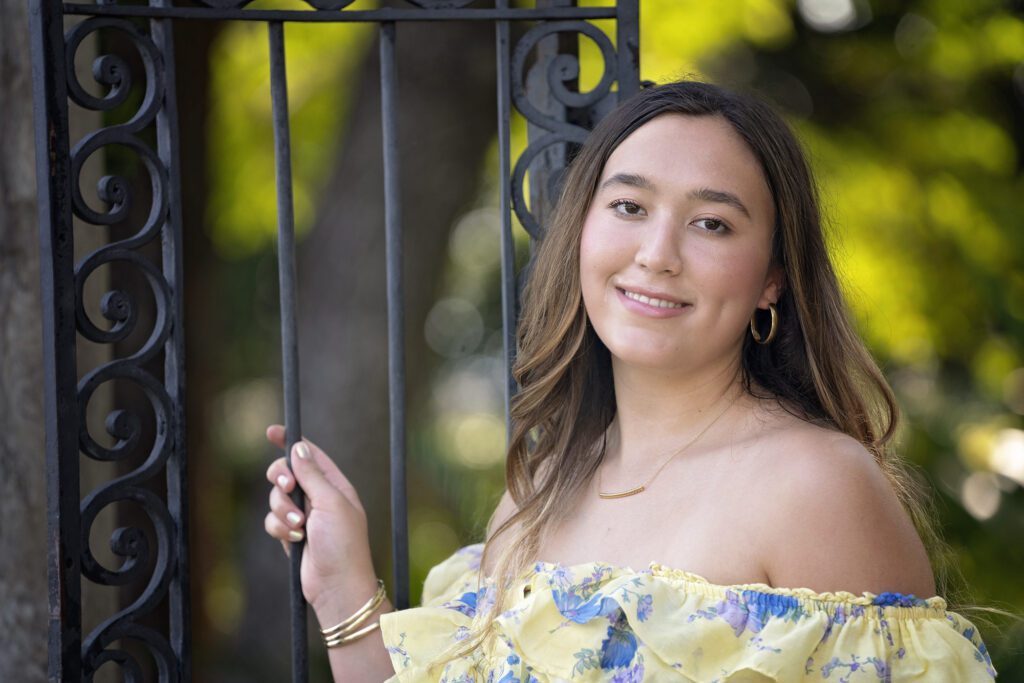 Miami High School Senior Photoshoot - Stephanie Anders Photography - Miami, Fl Maternity ...